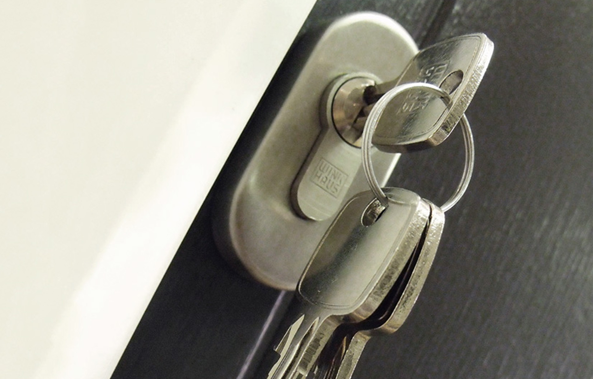 Locks – Hermitage Glass